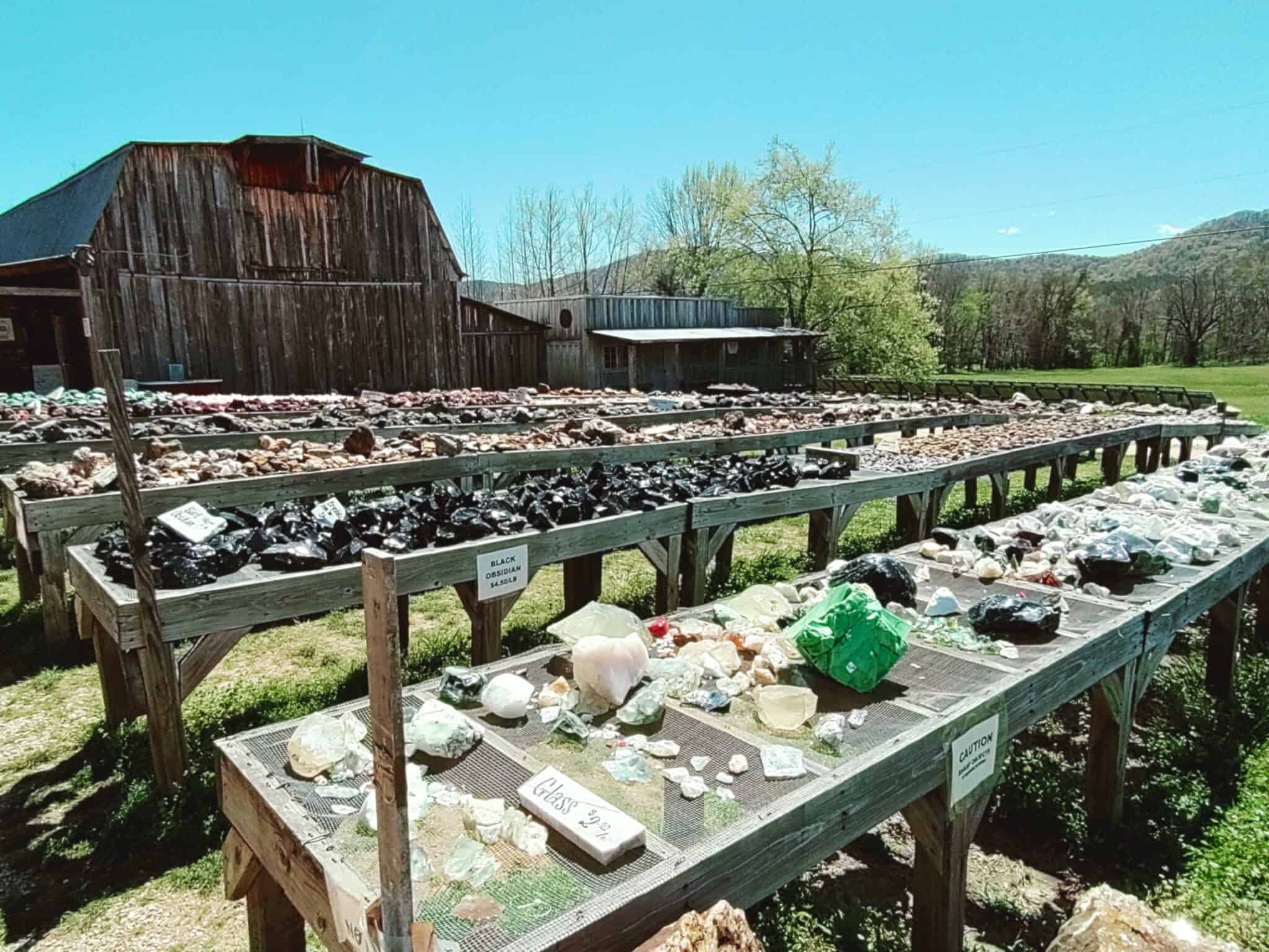 Road Trip to the Quartz Mines in Arkansas - Exploration America