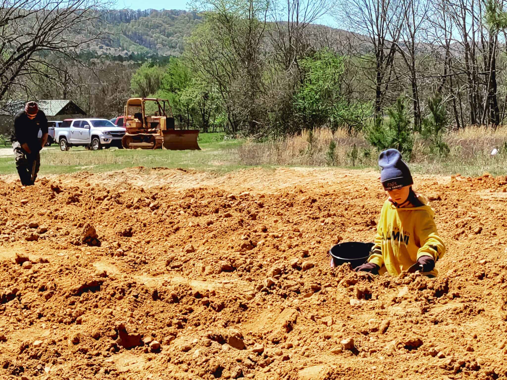 Road Trip to the Quartz Mines in Arkansas - Exploration America